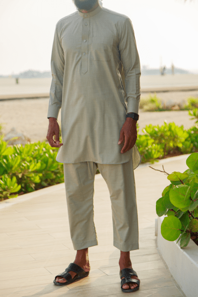 Exploring 10 Different Types of Thobe [2024 Most Complete Guide ...